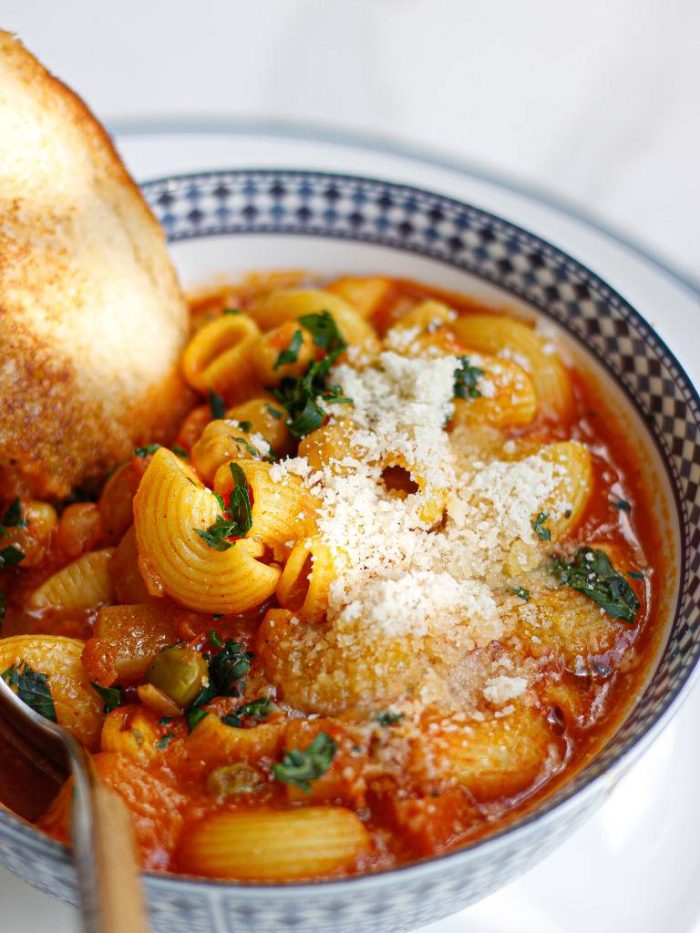 Cuba Kelainan Dalam Masakan, Mbakbaka Dan Aseeda Menu Popular ...